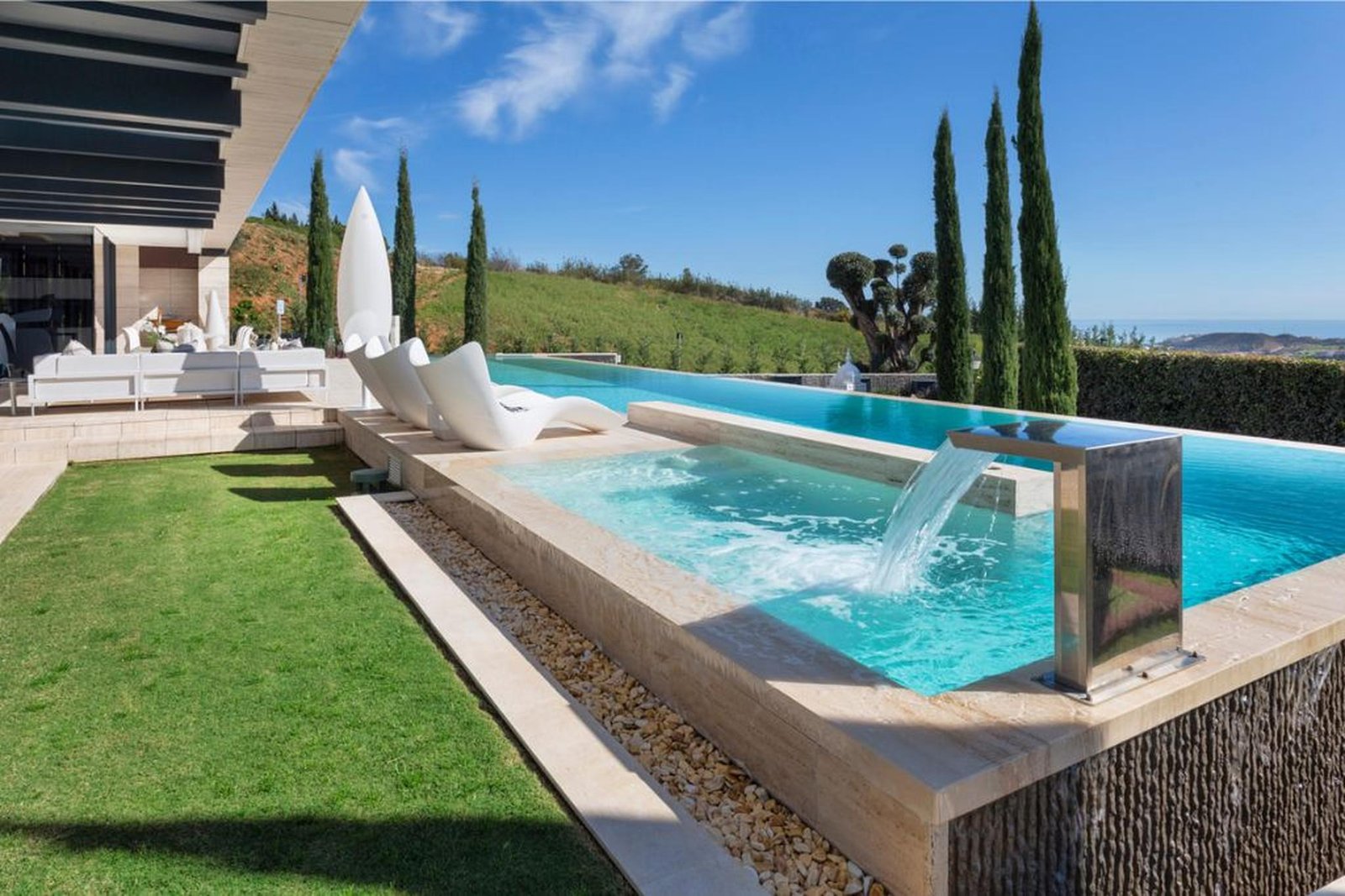 Piscinas Costa Rica | KE Construcciones – Diseño e Instalación Premium